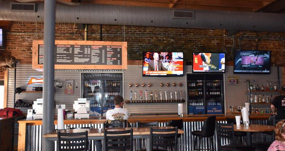 The 18 Best Sports Bars in Omaha, Council Bluffs + Lincoln