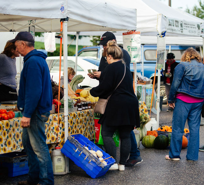 Your Guide to Omaha Farmers Markets in 2020